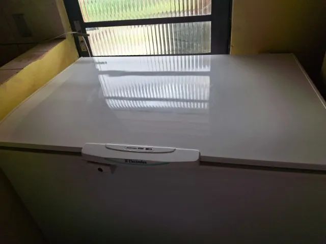 Freezer Electrolux 330 Litros semi novo impecável - Geladeiras e ...