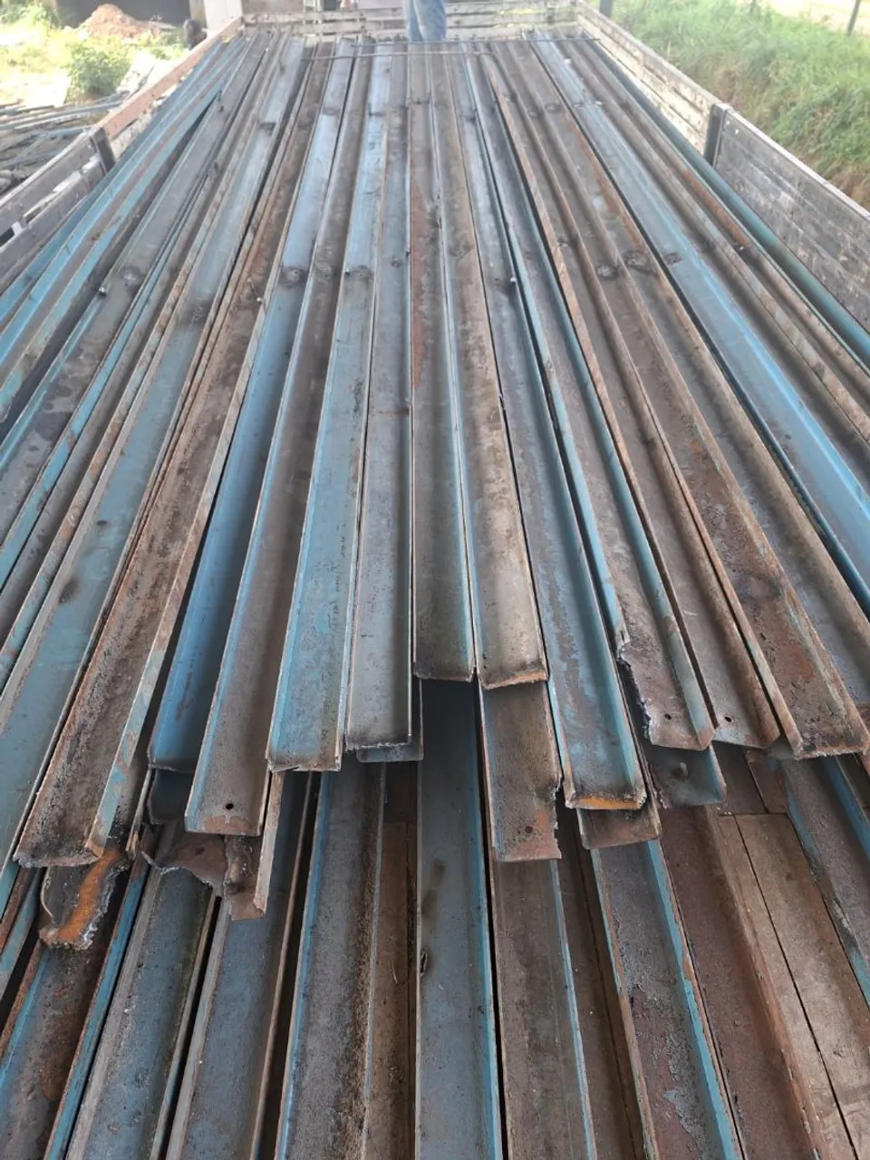 "vigas em u" no Brasil