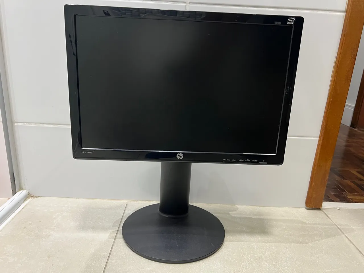 "monitor hp 20" - Monitores no Brasil