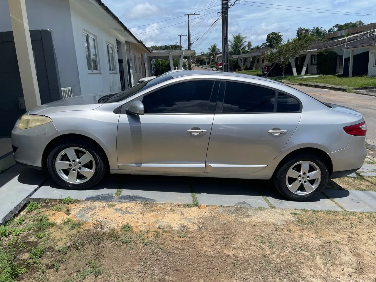 "renault fluence" no Brasil