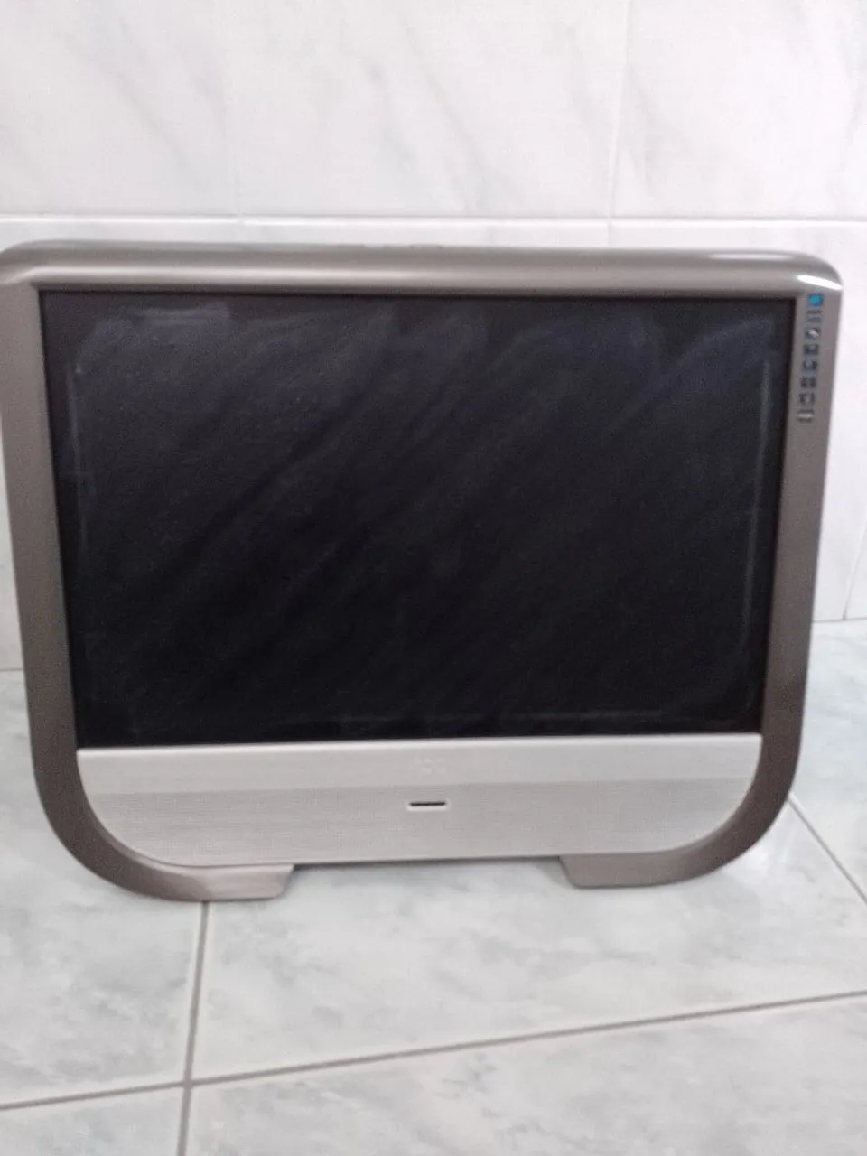 "televisao 19 polegadas smart" - TVs no Brasil