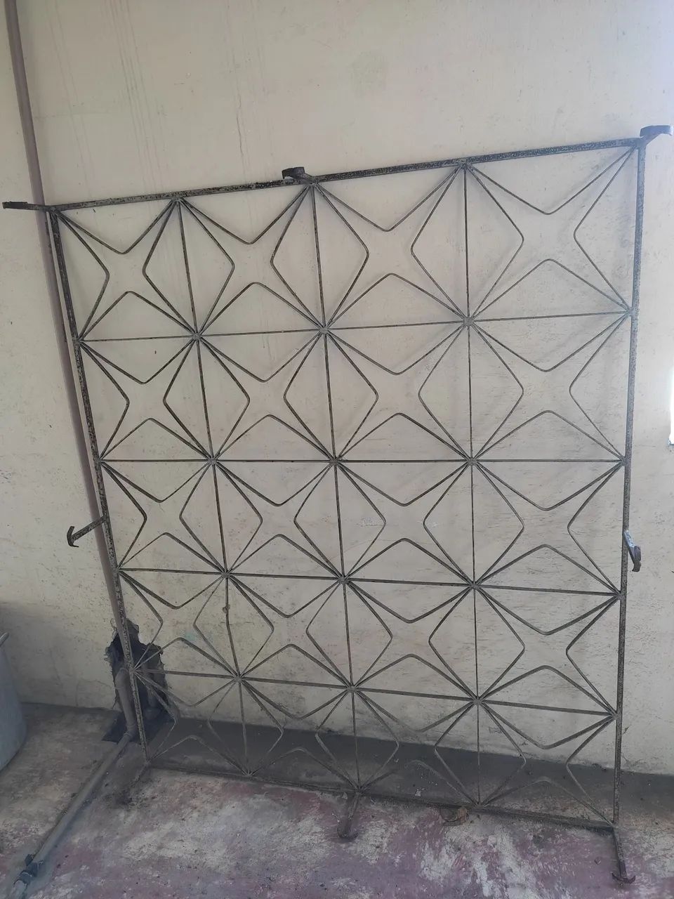 Grade de ferro para janela - Portas e Janelas - Parque Lafaiete, Duque ...