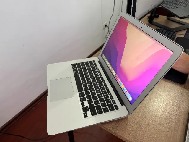 macbook air apple core i5 8gb macbook air apple core i5 8gb