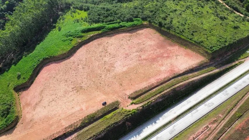 Terreno com 40mil m2º as margens da rodovia do contorno Mestre Álvaro ...