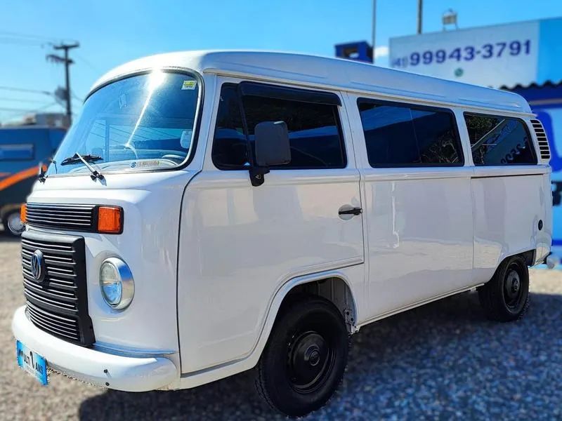 VOLKSWAGEN KOMBI 2013 Usados e Novos