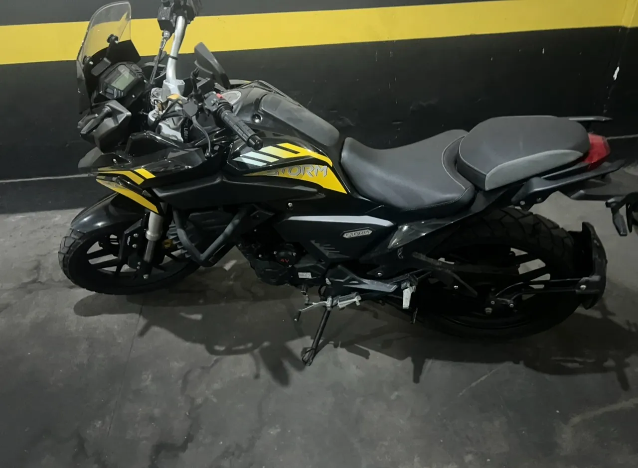 Motos Shineray SHI 250 no Brasil
