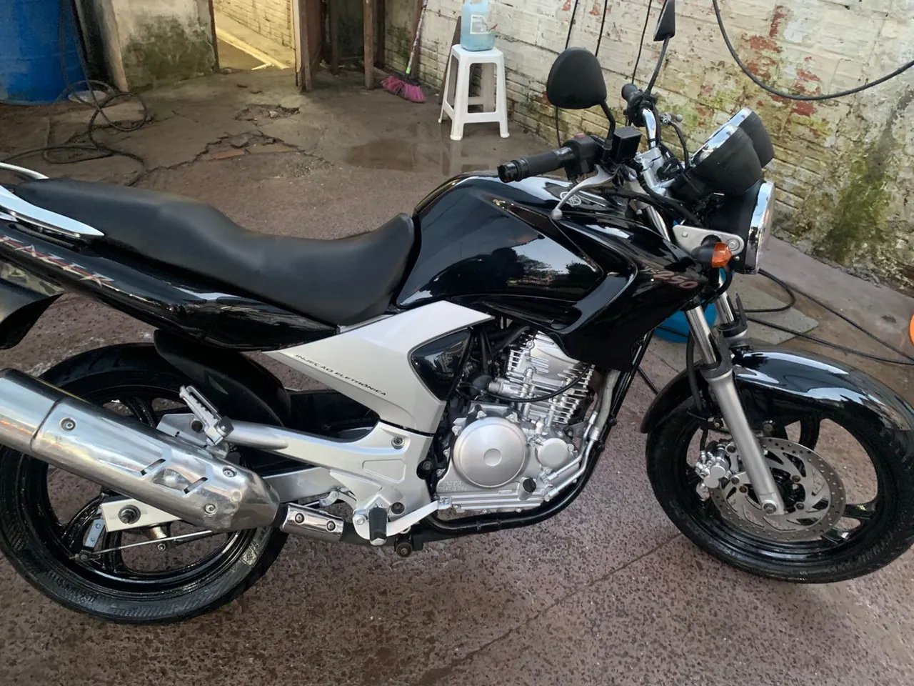 Motos YAMAHA FAZER 2008 no Brasil