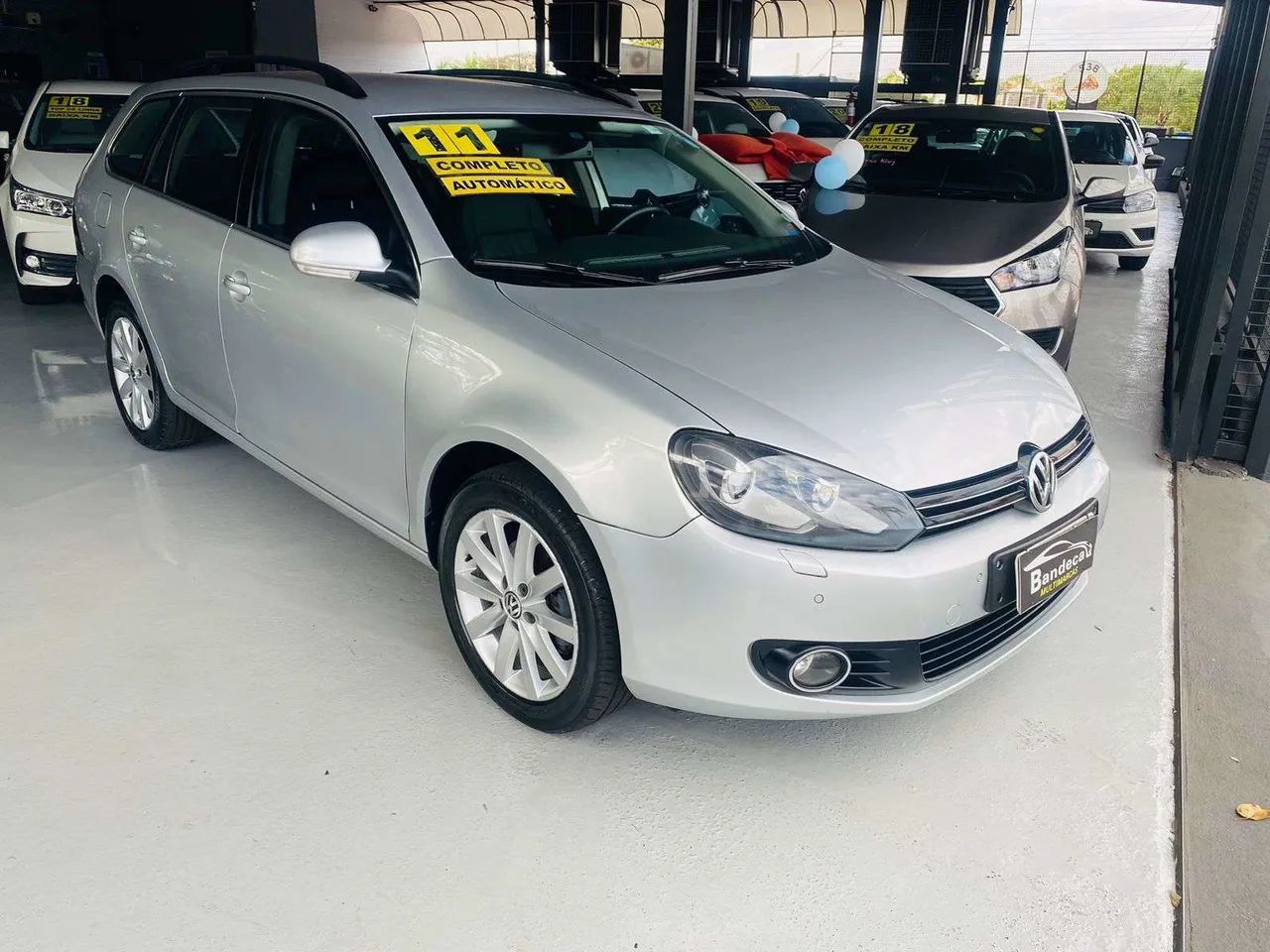 VOLKSWAGEN JETTA 2011 Usados e Novos