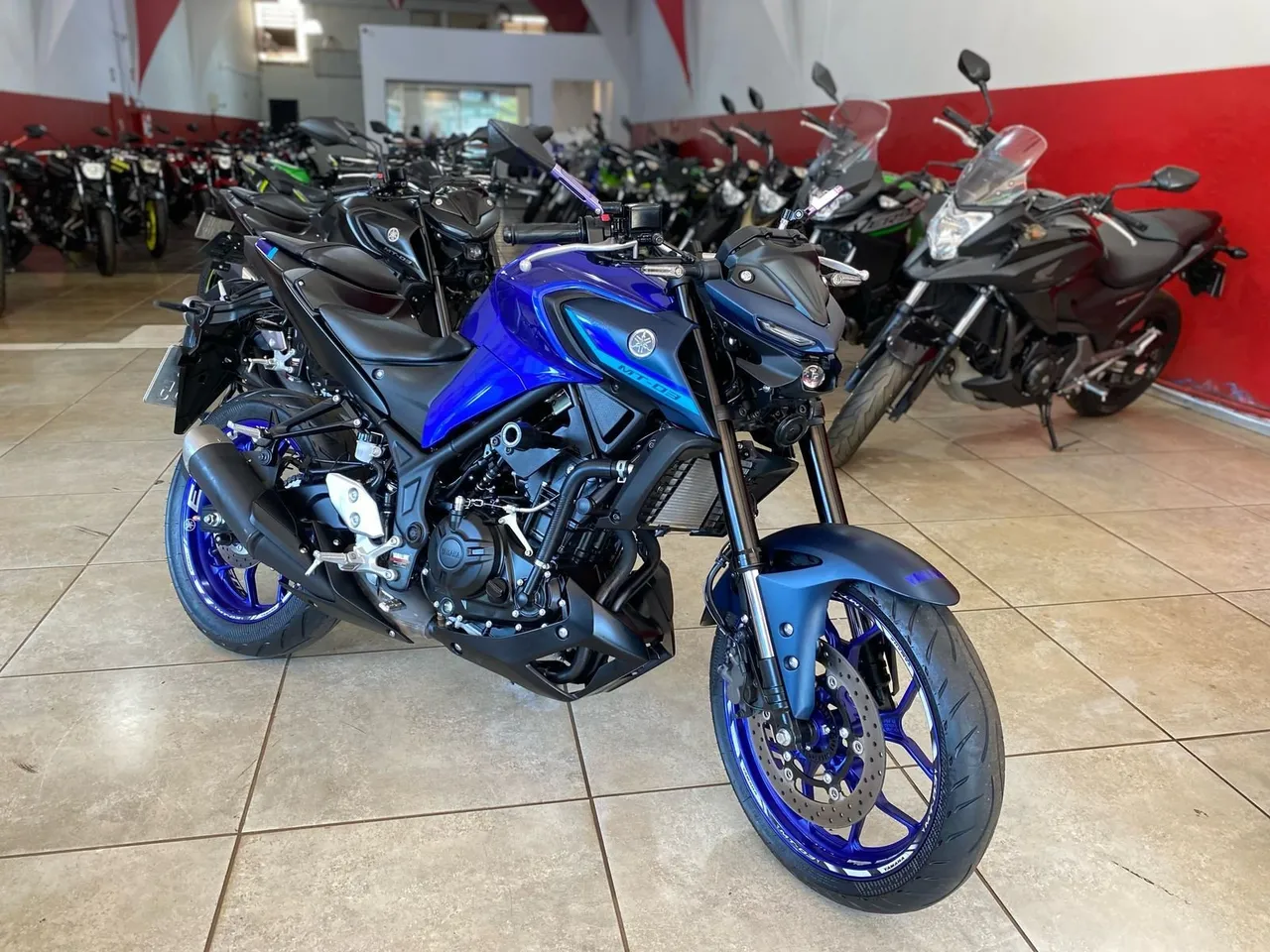 Motos Yamaha MT-03 2023 no Brasil