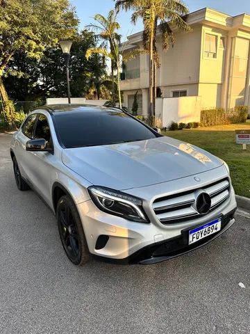 MERCEDES-BENZ GLA-200 2015 Usados e Novos