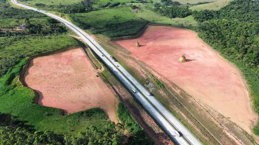 Terreno com 40mil m2º as margens da rodovia do contorno Mestre Álvaro ...