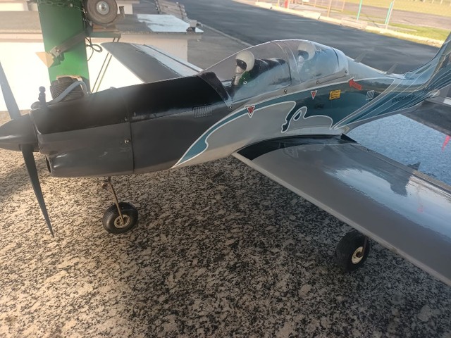 "aeromodelo tucano" no Brasil