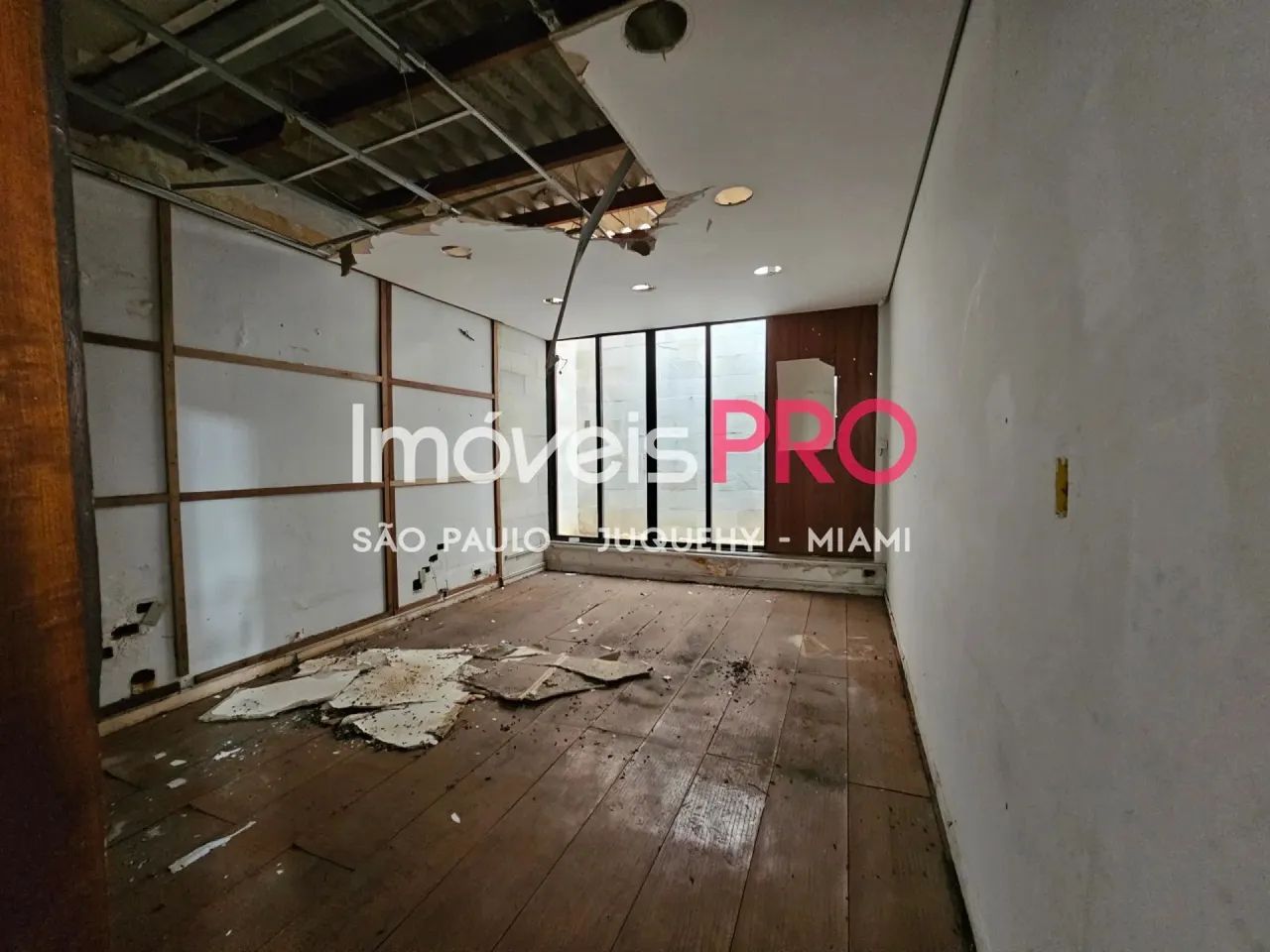 Comercial numa das mais famosas ruas de Sao Paulo - Terrenos, sítios e ...