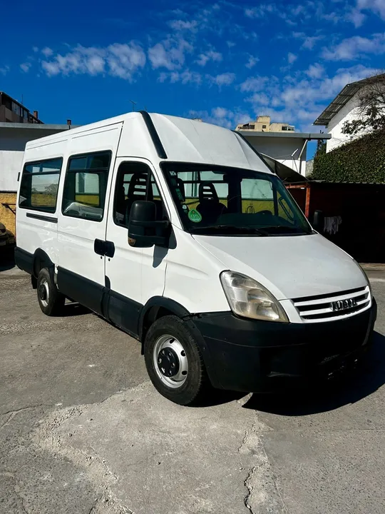 vans/utilitários IVECO DAILY MINIBUS 2008 Usados e Novos