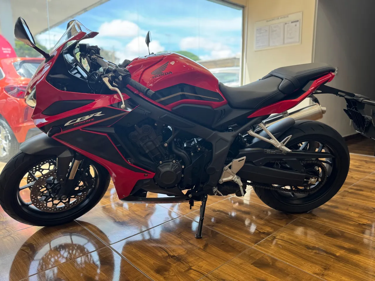 Motos Honda CBR 650 R no Brasil