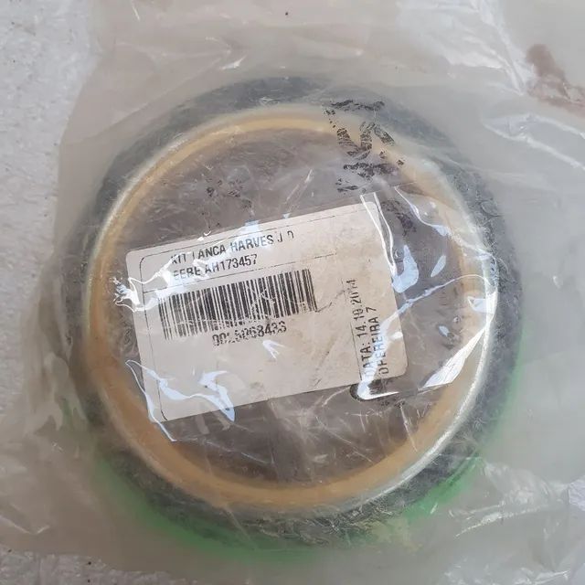 "escavadeiras john deere" no Brasil