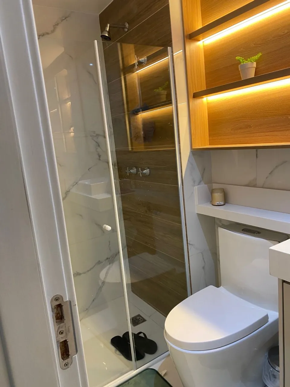 "porta box" - Portas e Janelas no Brasil