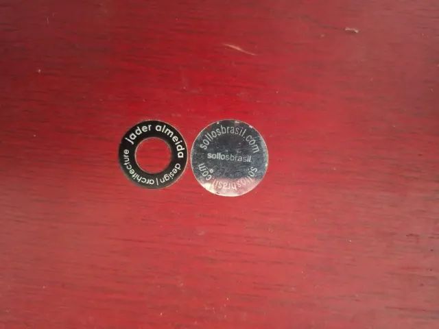 Banqueta para bar do design Jader Almeida - Bancos e Cadeiras ...