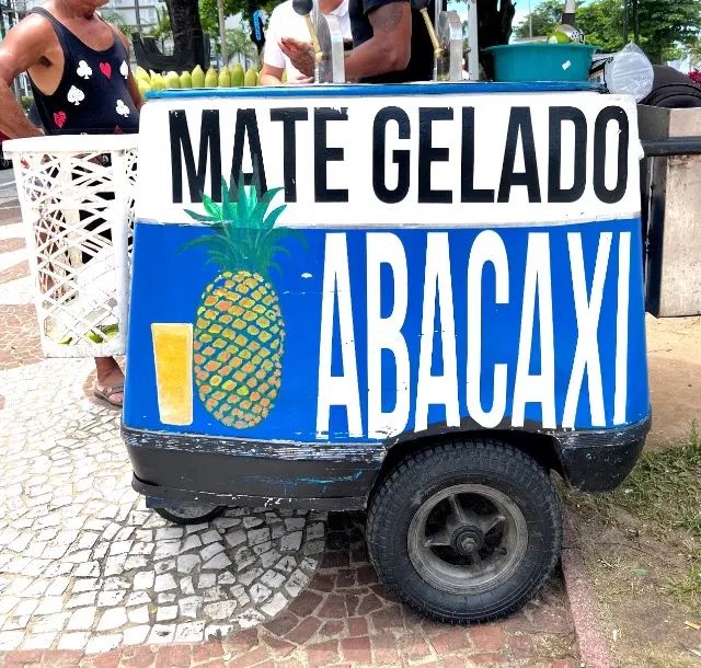 Carrinho de Praia Chá Mate - Gastronomia e Hotelaria - Caiçara, Praia ...