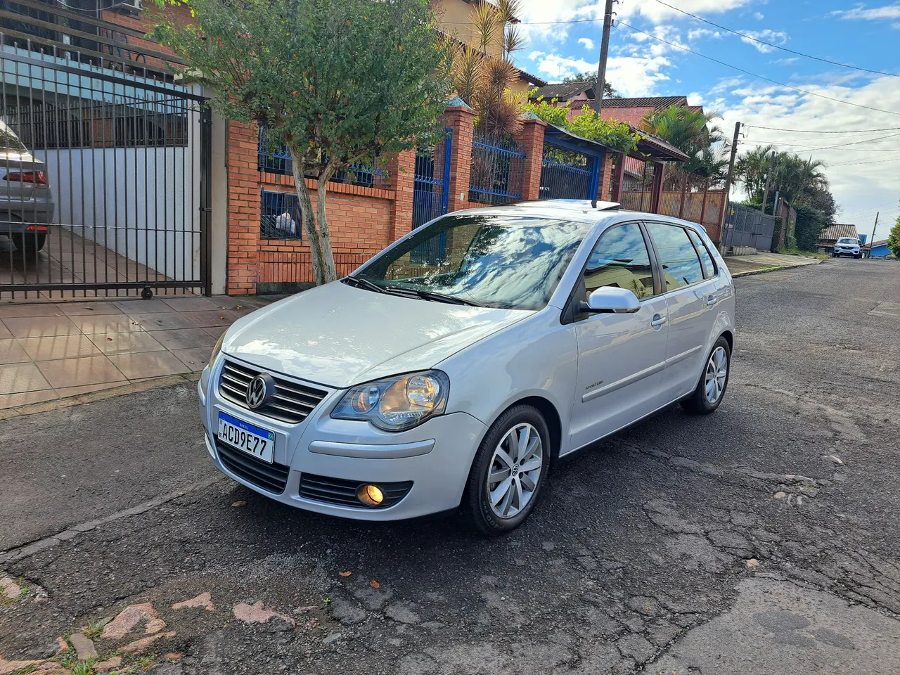 VOLKSWAGEN POLO 2010 Usados e Novos