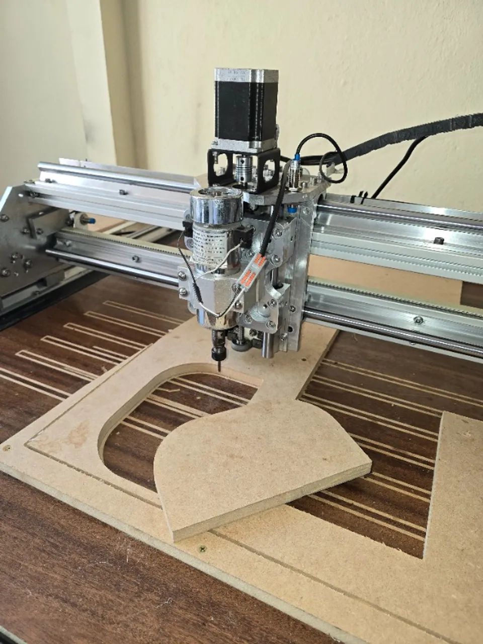 CNC Router, 0,5Hp e Mach 3 - Máquinas para produção industrial - Campo ...