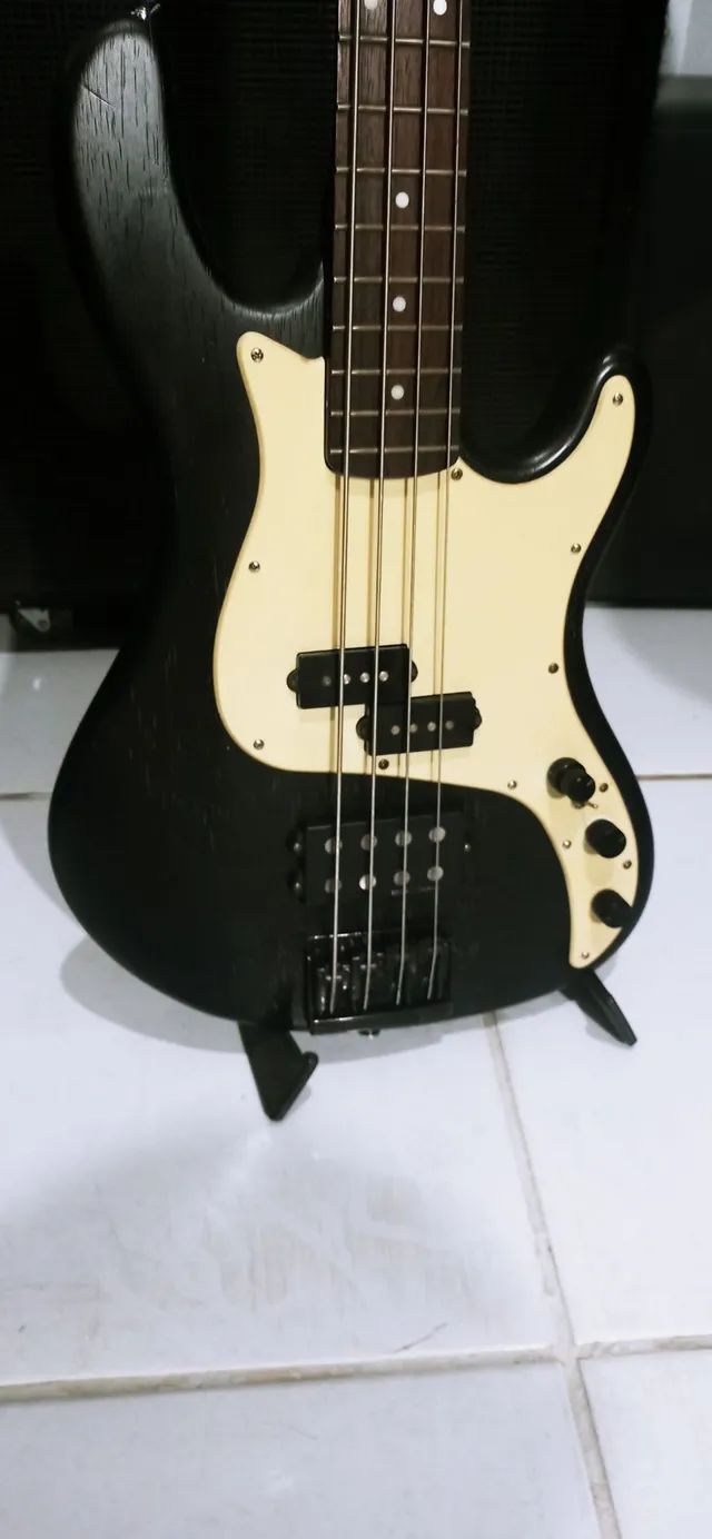 Baixo cort gb | +96 anúncios na OLX Brasil