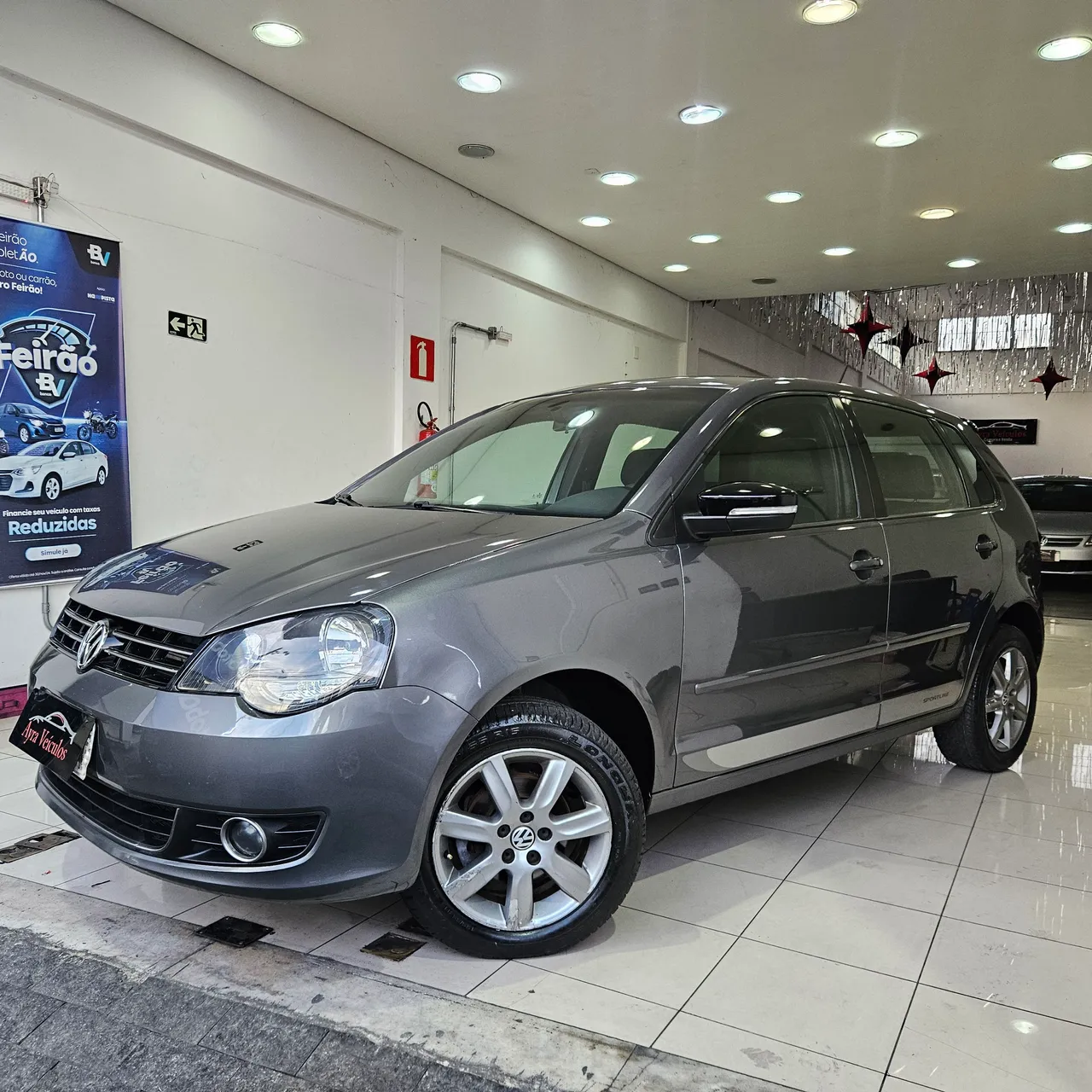VOLKSWAGEN POLO SPORTLINE 1.6 MI TOTAL FLEX 8V 5P Usados e Novos em MG