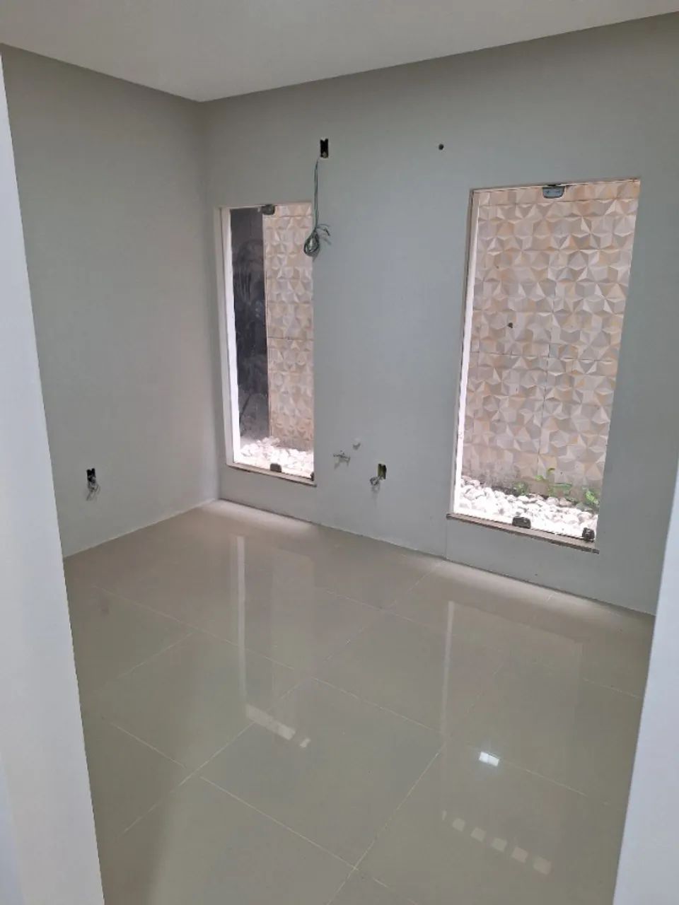 Prédio na av. Jerônimo de Albuquerque, Vinhais, com piso térreo e ...