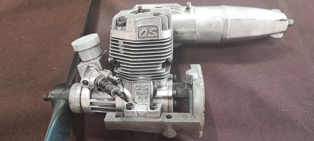 Motor de avião OS MAX AX 55 - Hobbies e coleções - Conjunto Fabiana ...