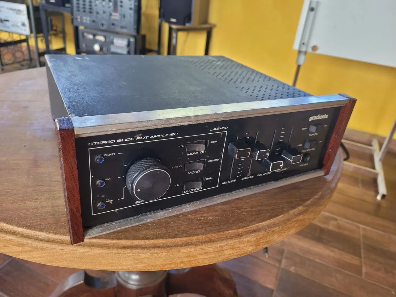 Amprificador gradiente leb 70 - Aparelhos de Som - Vera Cruz, Belo Horizonte 1381517764 | OLX