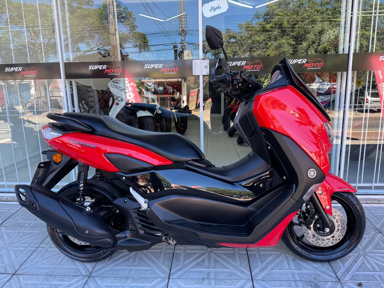 Motos YAMAHA NMAX 2023 no Brasil