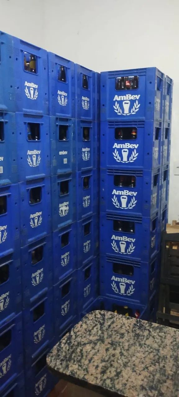 Engradados cerveja Ambev Litrão Completa com garrafas - Equipamentos ...