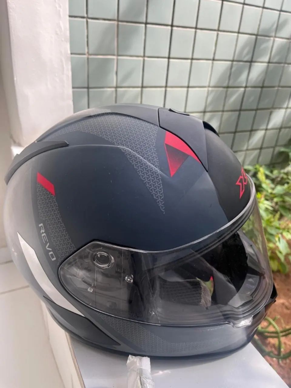 Capacete X11 Revo Vision SV Cinza Fosco - Ótimo Estado | R$ 450 - Peças ...