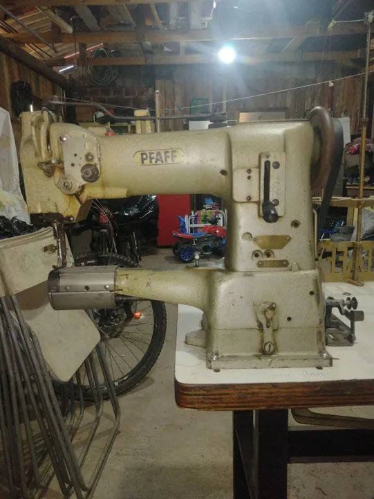 Máquina de Costura Industrial Pfaff 345 - Máquinas para produção ...