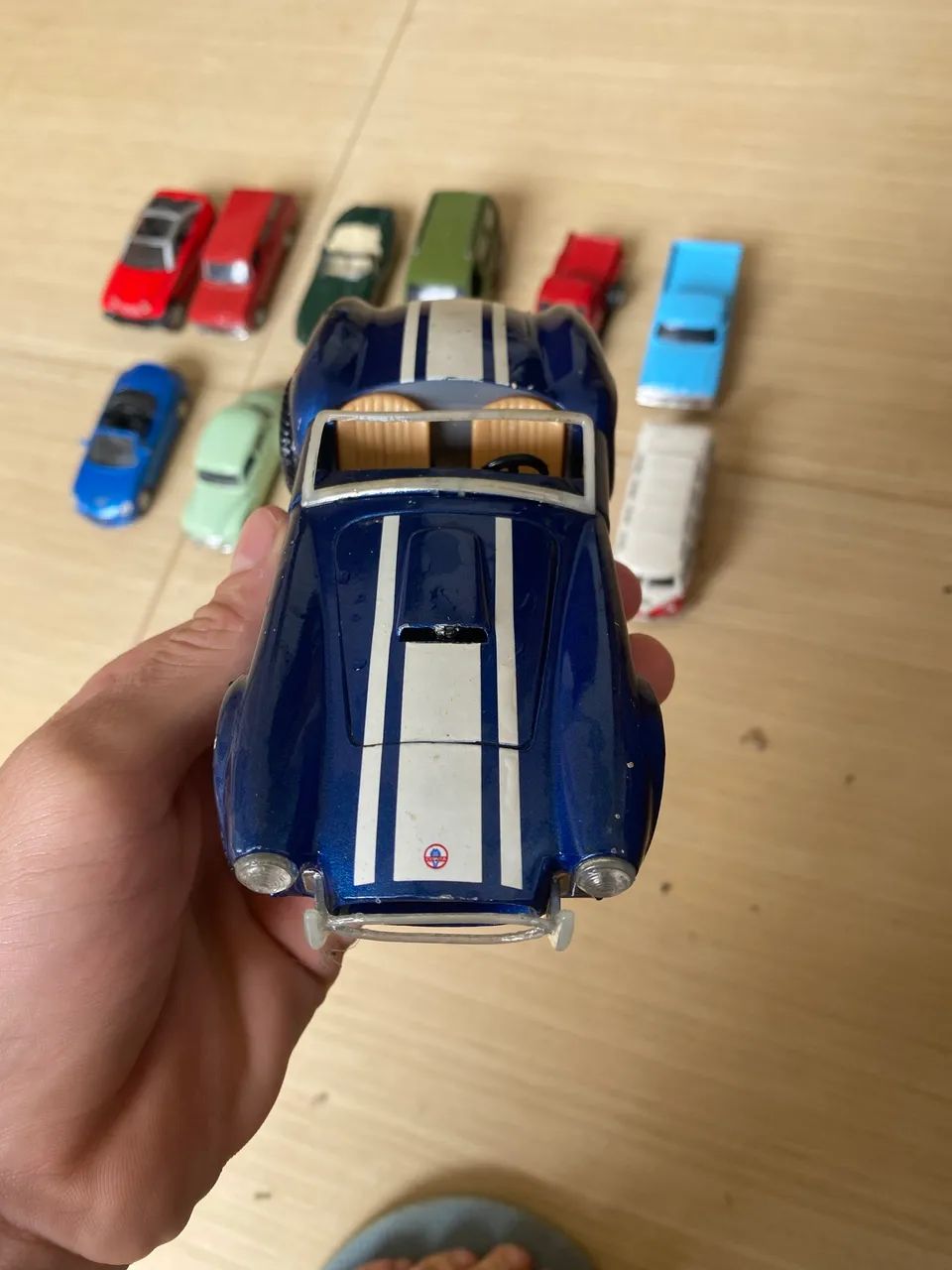 Miniatura Metal Shelby Cobra 427 1965 1/32 - Hobbies e coleções - Santa ...