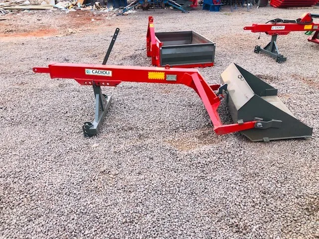 "trator com concha" - Tratores e máquinas agrícolas no Brasil