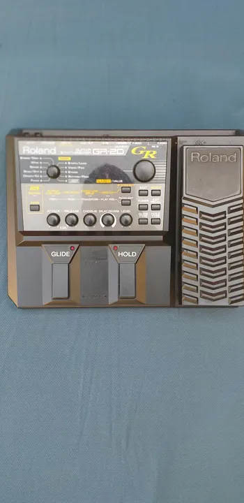 "pedaleira" - Instrumentos musicais no Brasil