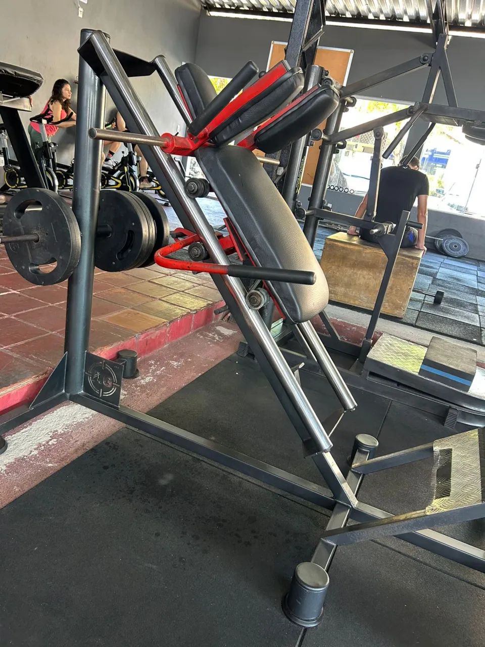 Hack Machine 45° - ?ótima Biomecânica - ?valor 3.500,00 (negociável ...