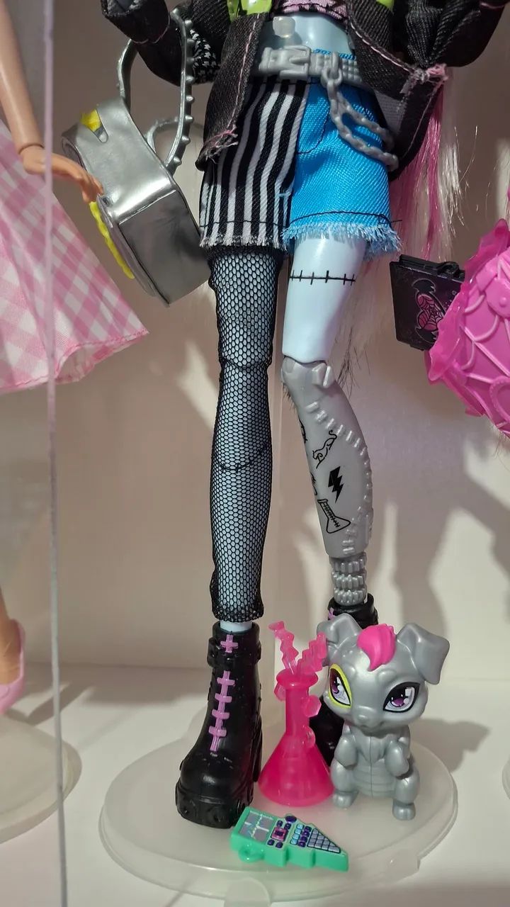 Monster High Frankie G3 core refresh completa - Brinquedos e Jogos ...