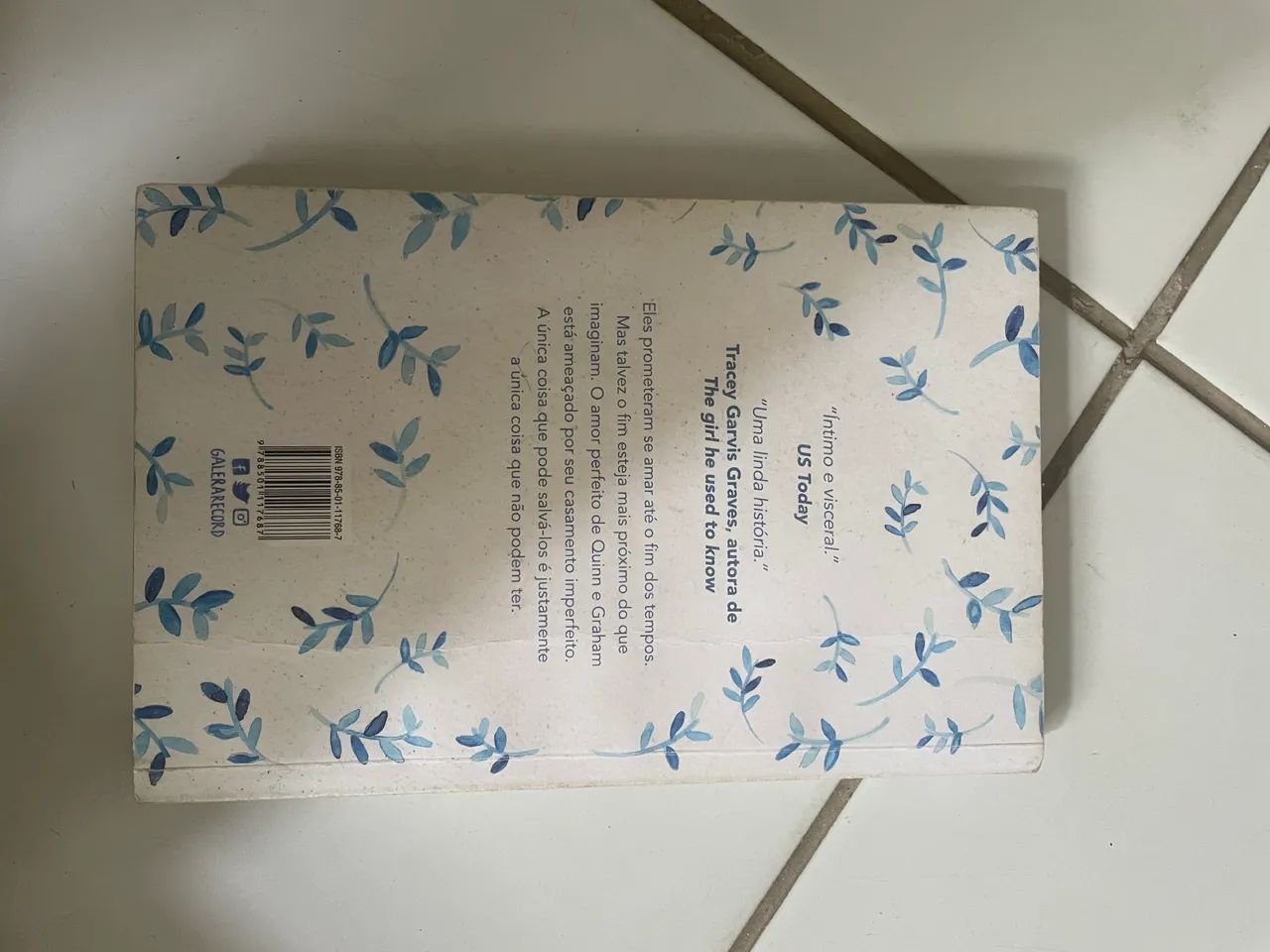 Todas as suas imperfeições, Collen Hoover - Livros e revistas - Turu ...