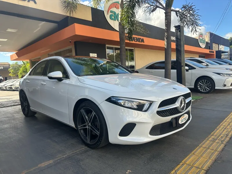 MERCEDES-BENZ A-200 2020 Usados e Novos