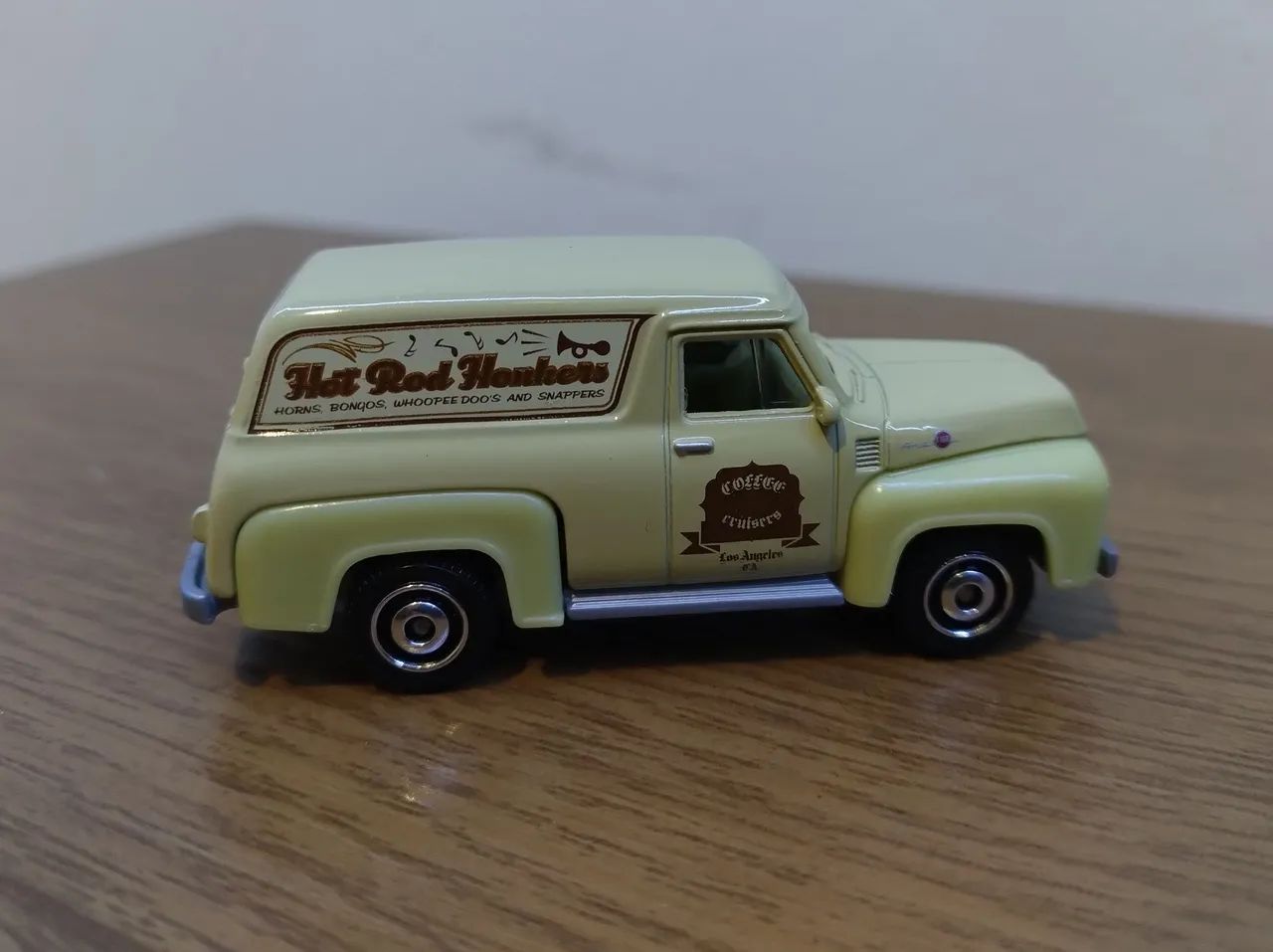 Matchbox Van 1955 Ford F-100 Panel Delivery Bege Loose Novo - Hobbies e ...