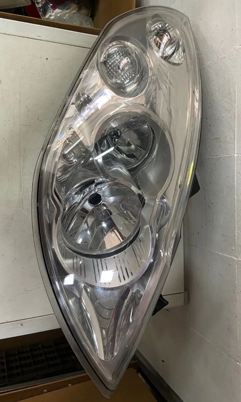 "farol renault master" - Peças para carros, vans e utilitários no Brasil