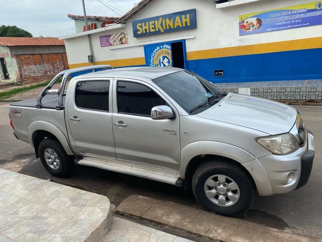 "toyota hilux 2010" - Carros Usados e Novos à venda