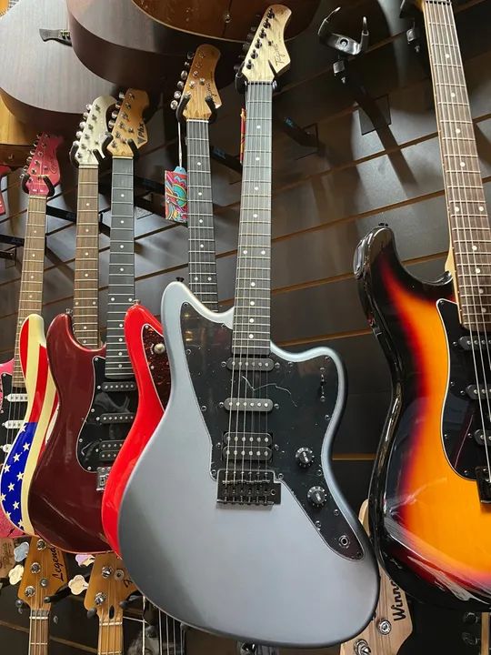 Guitarra Tagima Jaguar JazzMaster grafite ferragens pretas ...