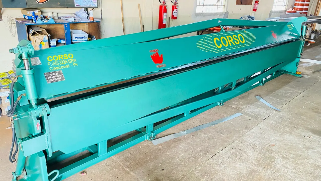 "dobradeiras de chapas" no Brasil