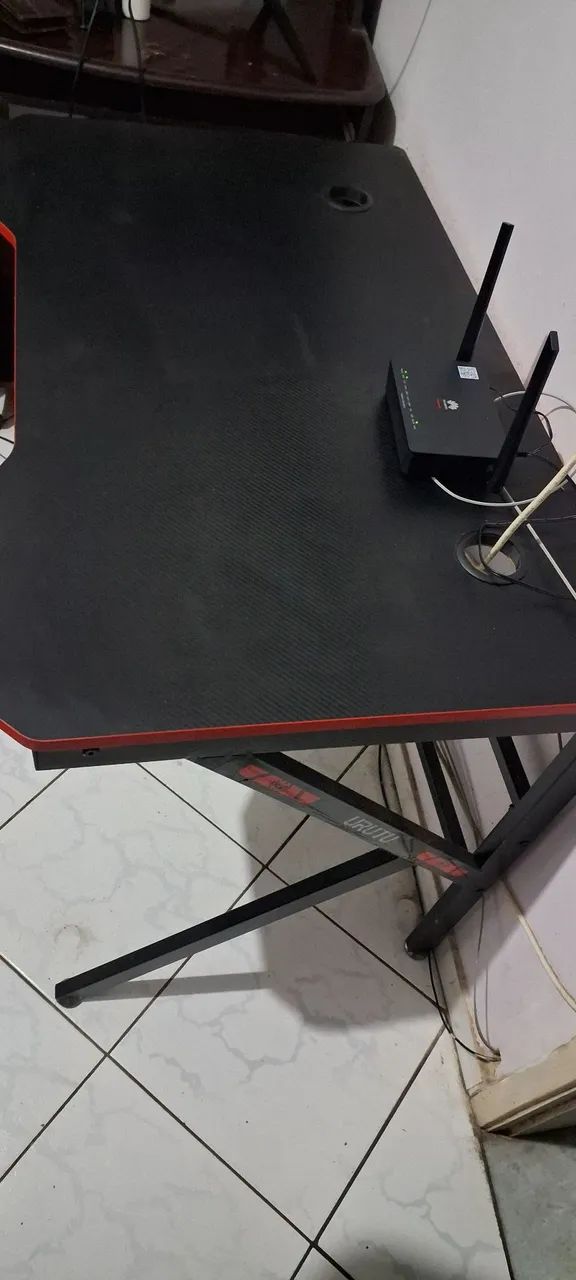 Mesa Gamer resistente - Mesas - Uruguai, Salvador 1457780041 | OLX