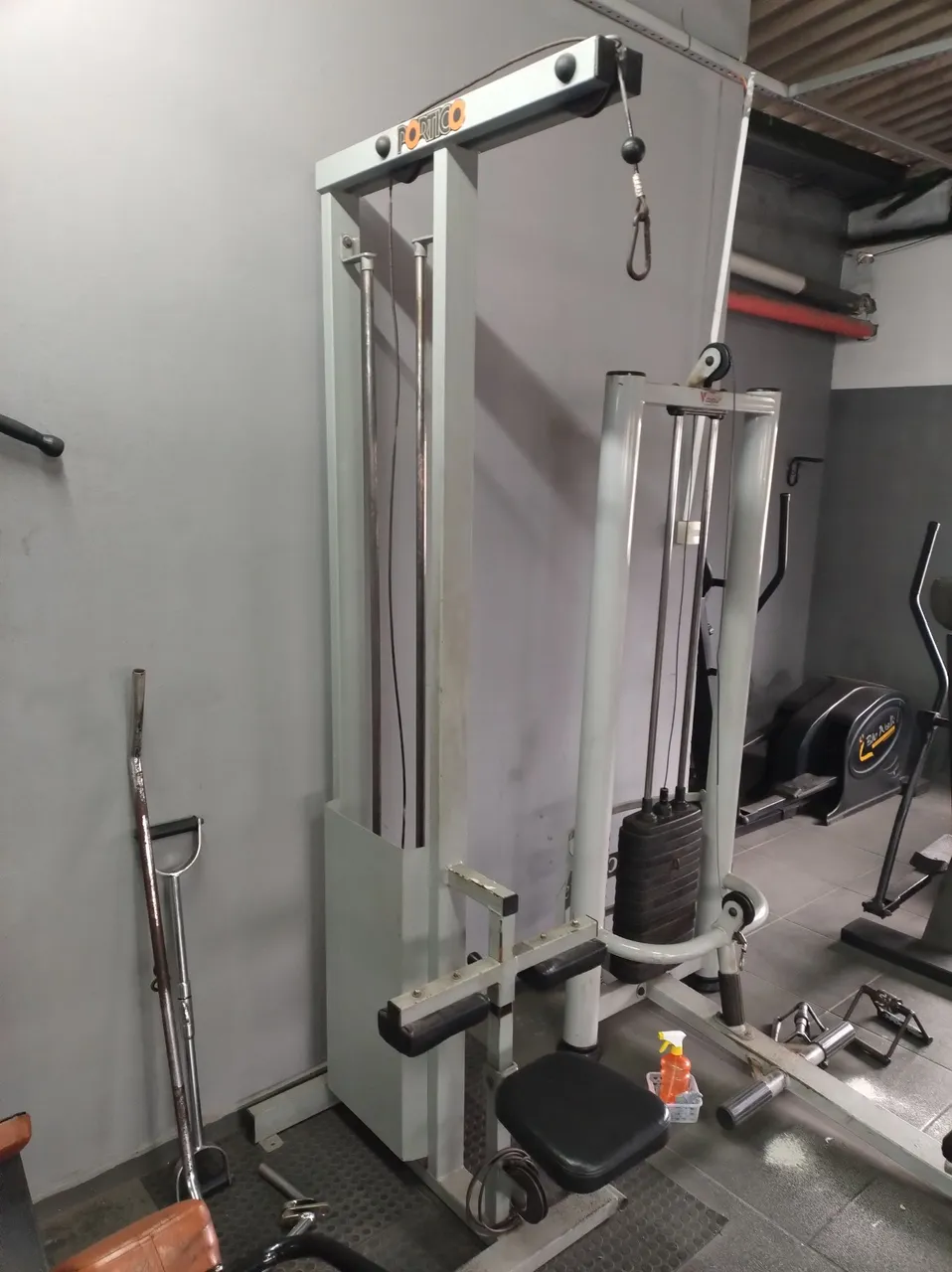 "polia academia" - Academia e Exercícios no Brasil