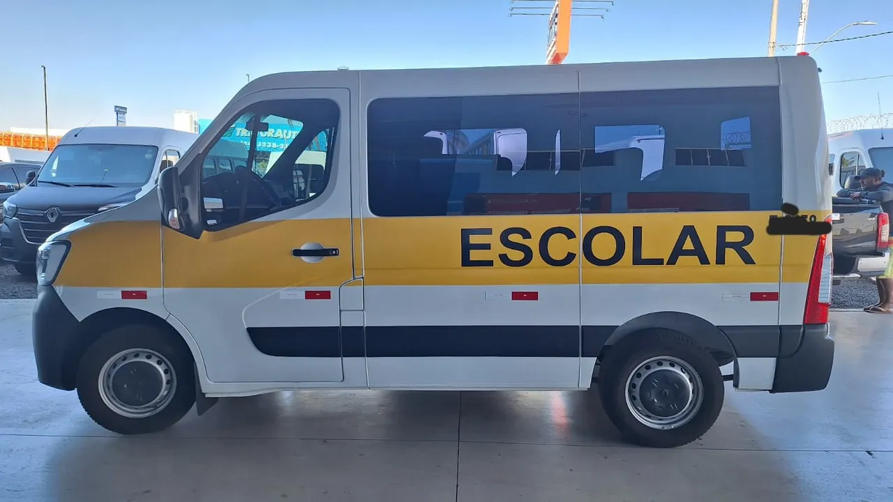 "carro van" - Carros Usados e Novos à venda