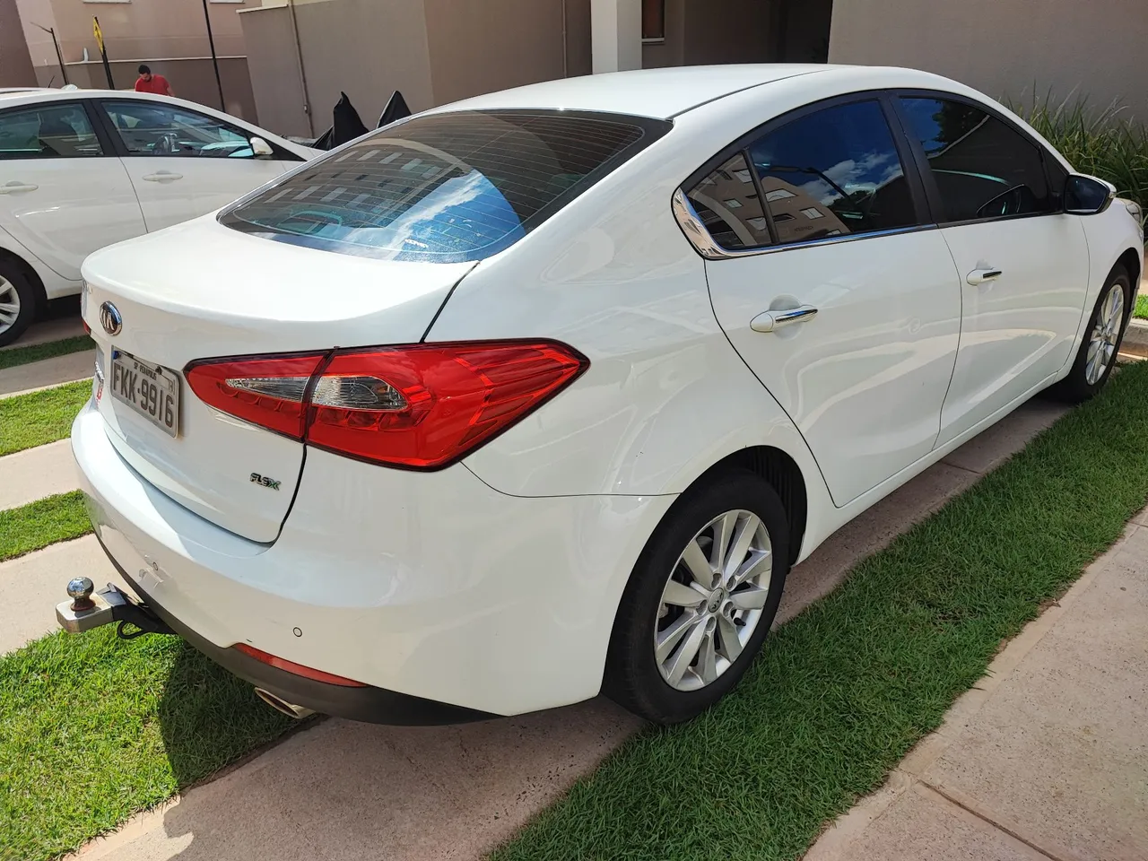 KIA MOTORS CERATO 2014 Usados e Novos